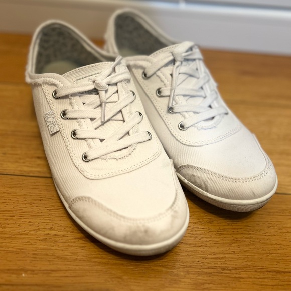 BOBS from Skechers | Shoes | Bobs From Skechers White Sneakers | Poshmark
